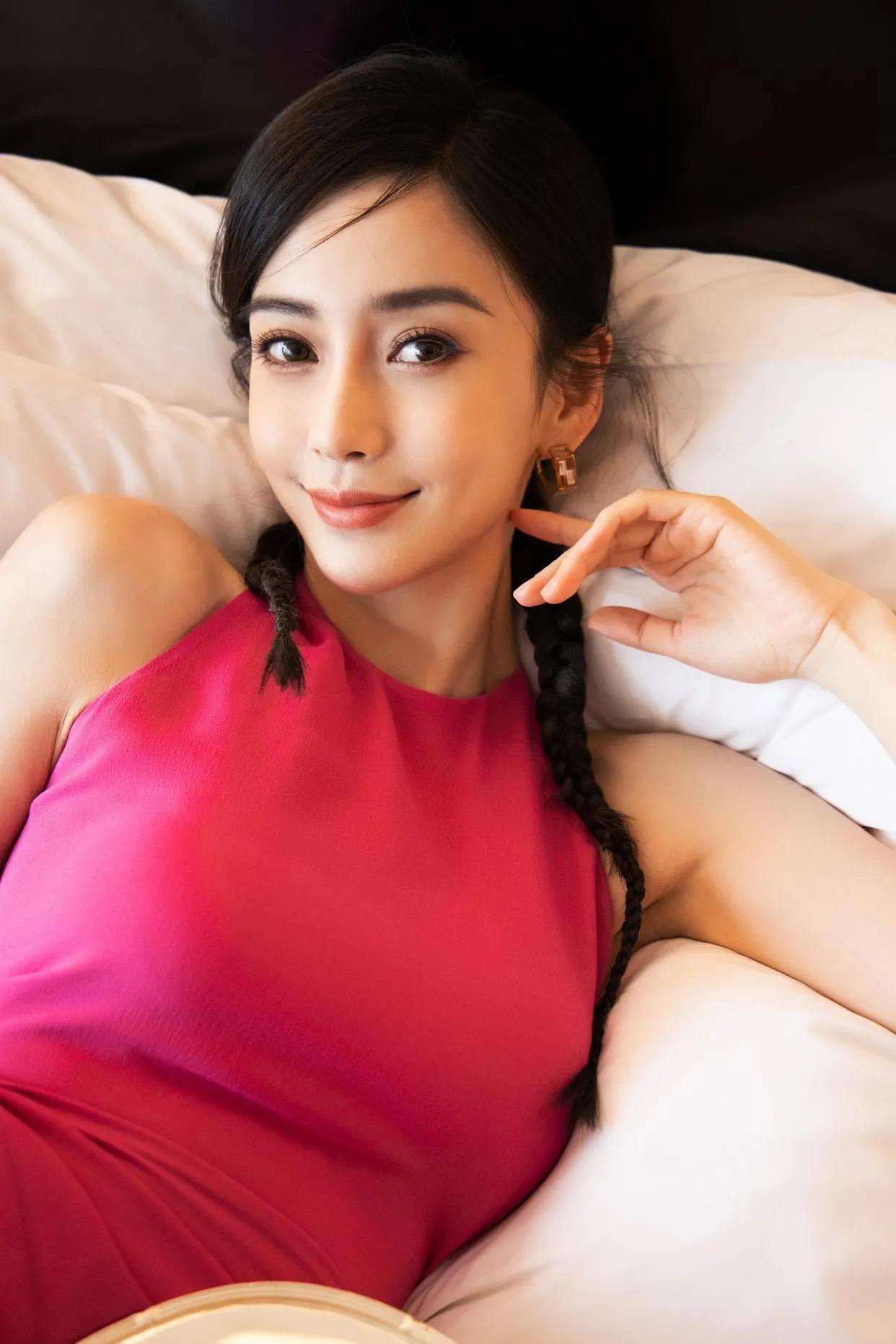 Angelababy's pink dress is delicate and beautiful - iMedia