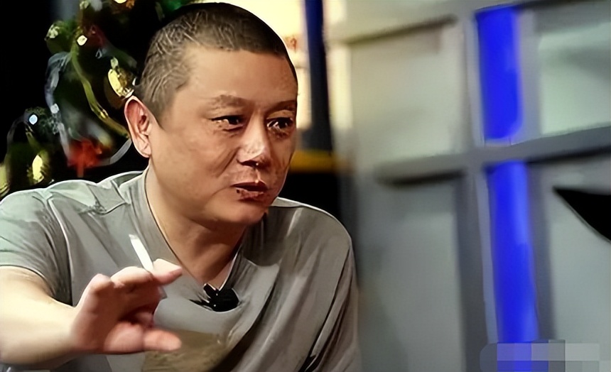 Wang Mi: It's unlucky to be your daughter. After 28 years of divorce ...