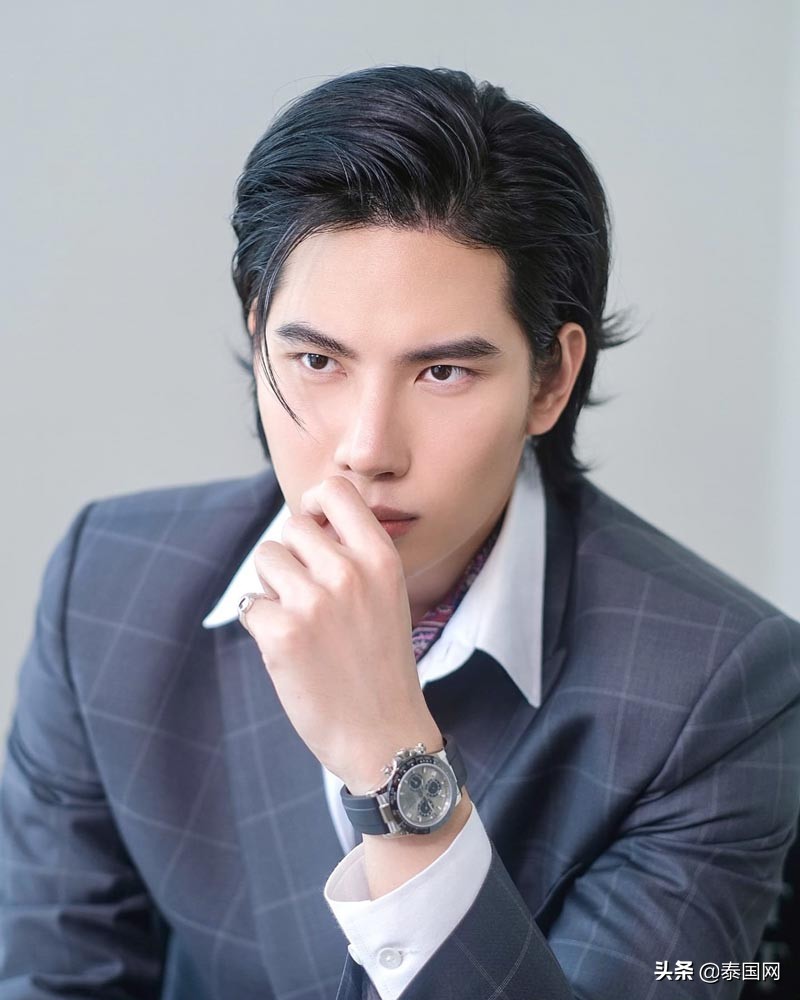 Thai star Max breaks up with Mook - iNEWS