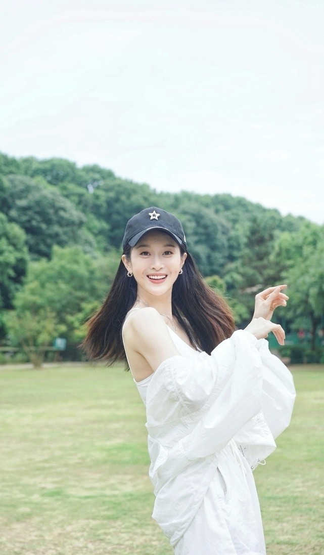 Mingyang Entertainment - Beauty Star - Lin Yiting - iMedia