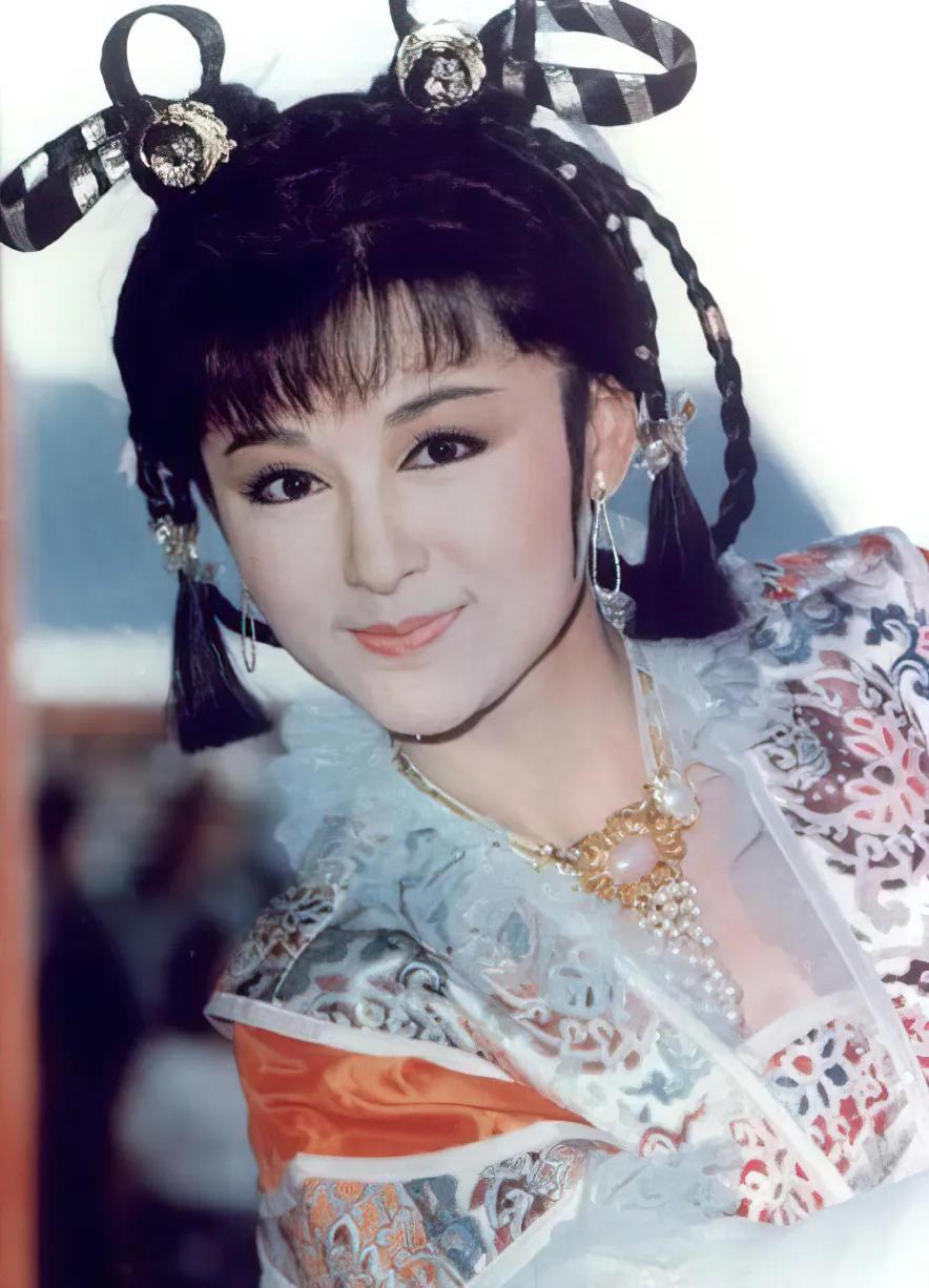 Top ten actresses in Suzhou Pan Yingzi - iNEWS