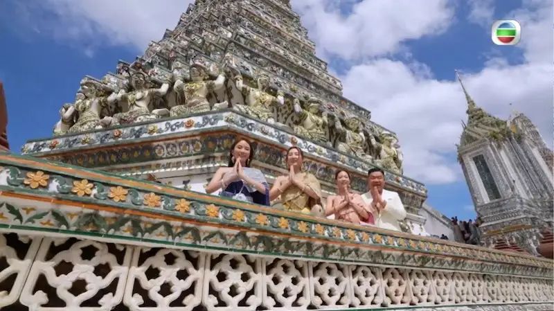 TVB actress three-point swimming naked bath challenge the bottom line - iNEWS