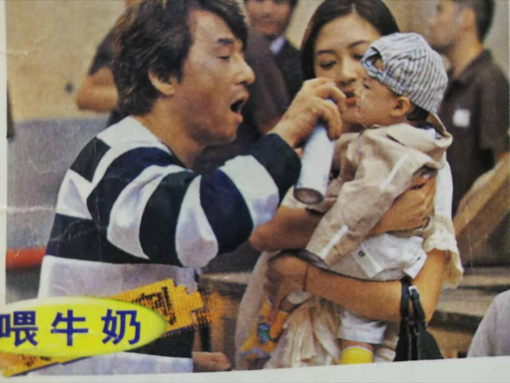 Meet "man killer" Jackie Chan hugs and kisses - iMedia