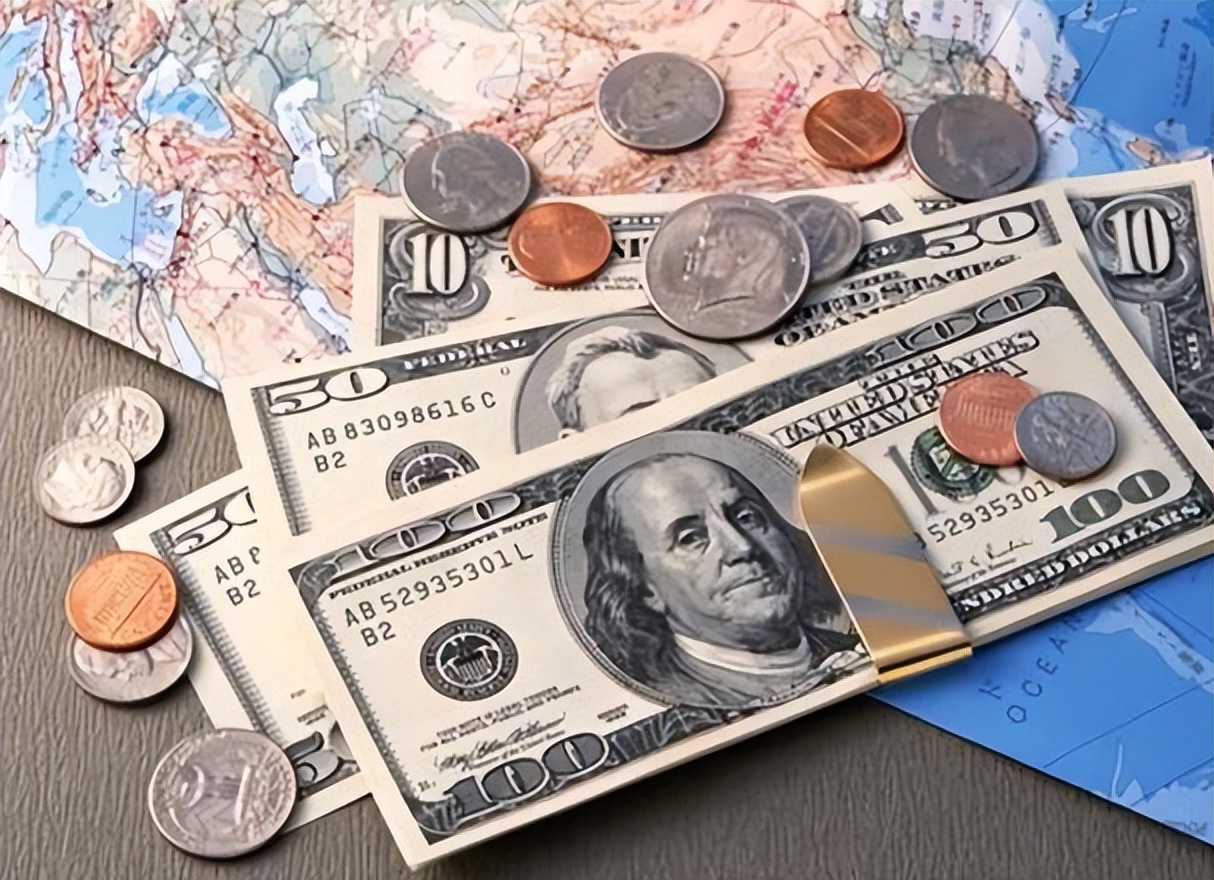 The United States may be facing the gradual "collapse" of the dollar ...