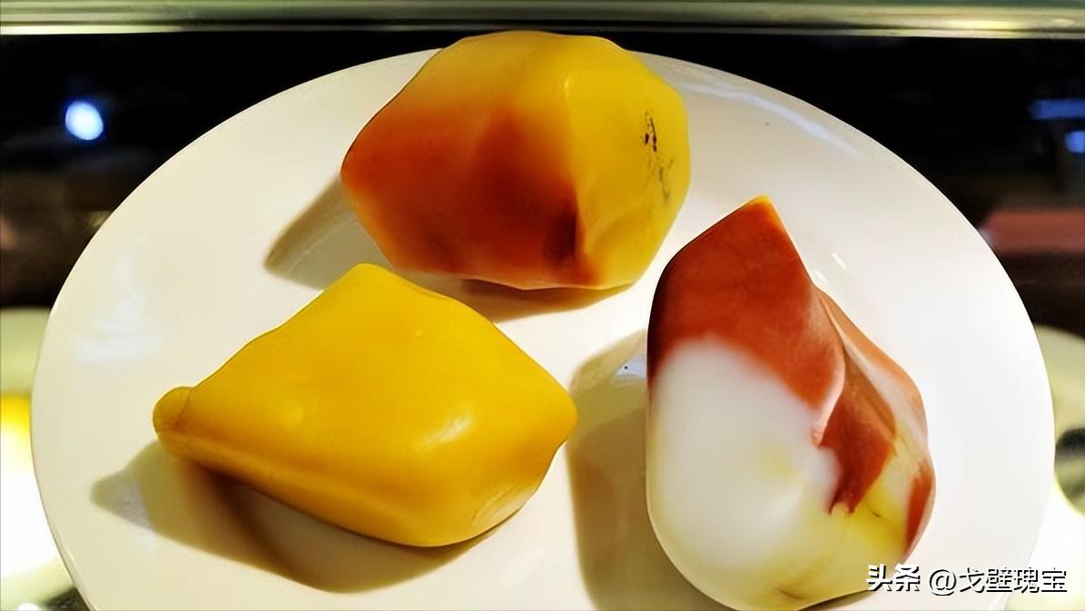 "Golden Silk Jade" uses a piece of jade to swell an entire city... - iNEWS