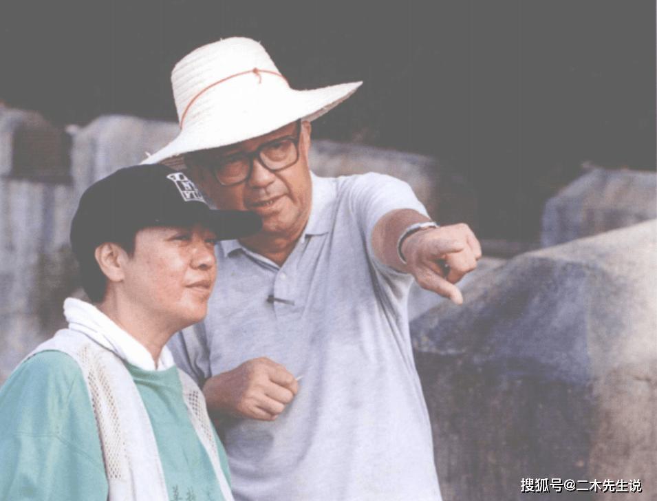 Xie Jin's past: his whole life, follow the movie - iNEWS