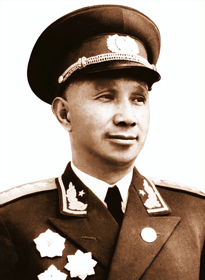 General Su Yu strictly educated the eldest son of his successor. When ...