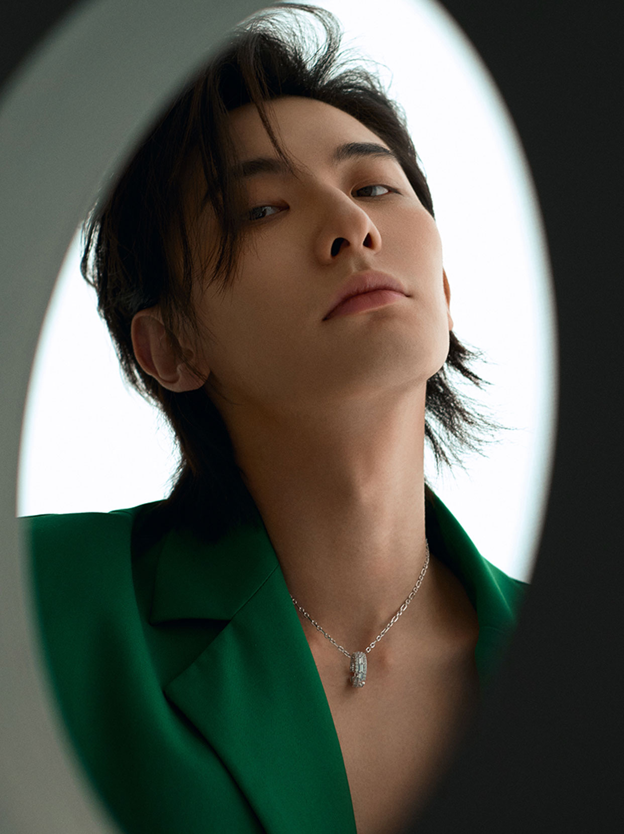 @Wang Ruichang x Blue Sea Illusion, elegant and noble son, cold and gentle - iNEWS