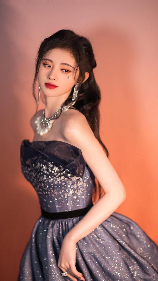 When 159cm Ju Jingyi met 155cm Guo Jingming, netizens: It's ...