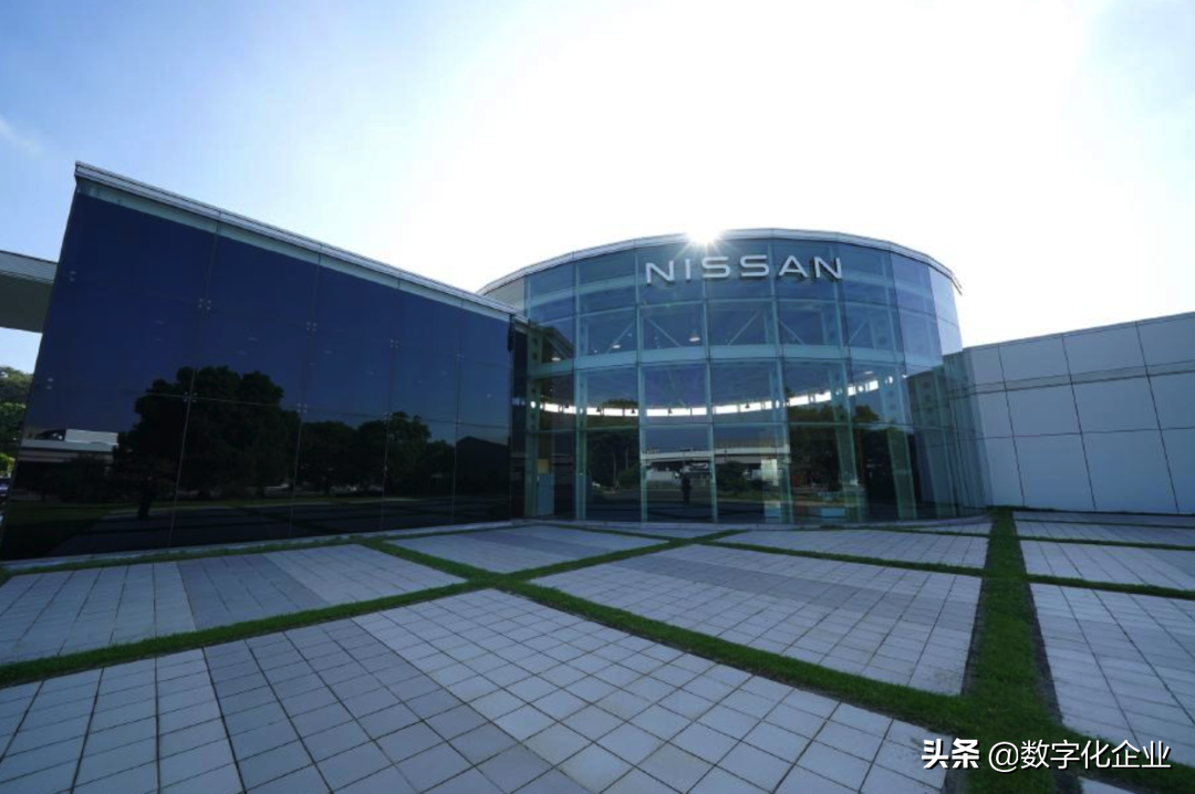 Nissan!Building smart factories to move towards the future of travel ...