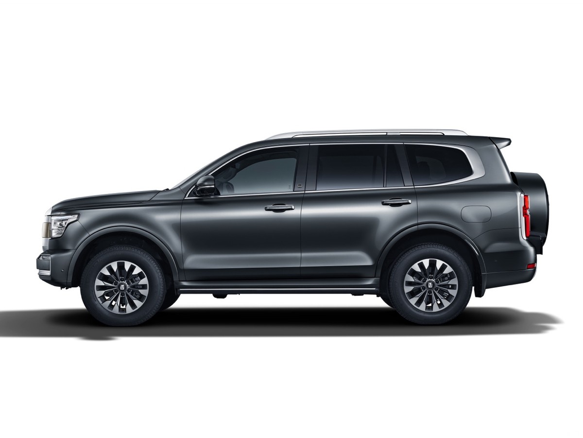 Super easy to drive! Medium and large SUV with good appearance and ...