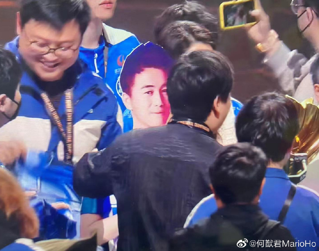 He Youjun's signboard was hotly searched, and netizens lamented why the boss's humanoid ...