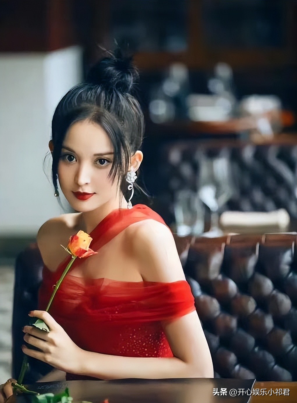 It turns out that Gulinaza has also moved her nose. The original nose ...