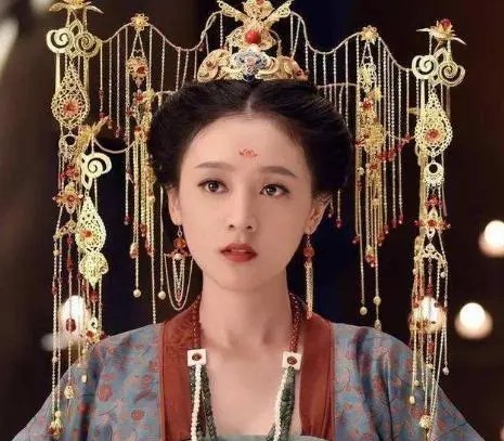 Emperor Shun of Han came to the throne, and the eunuchs made great ...