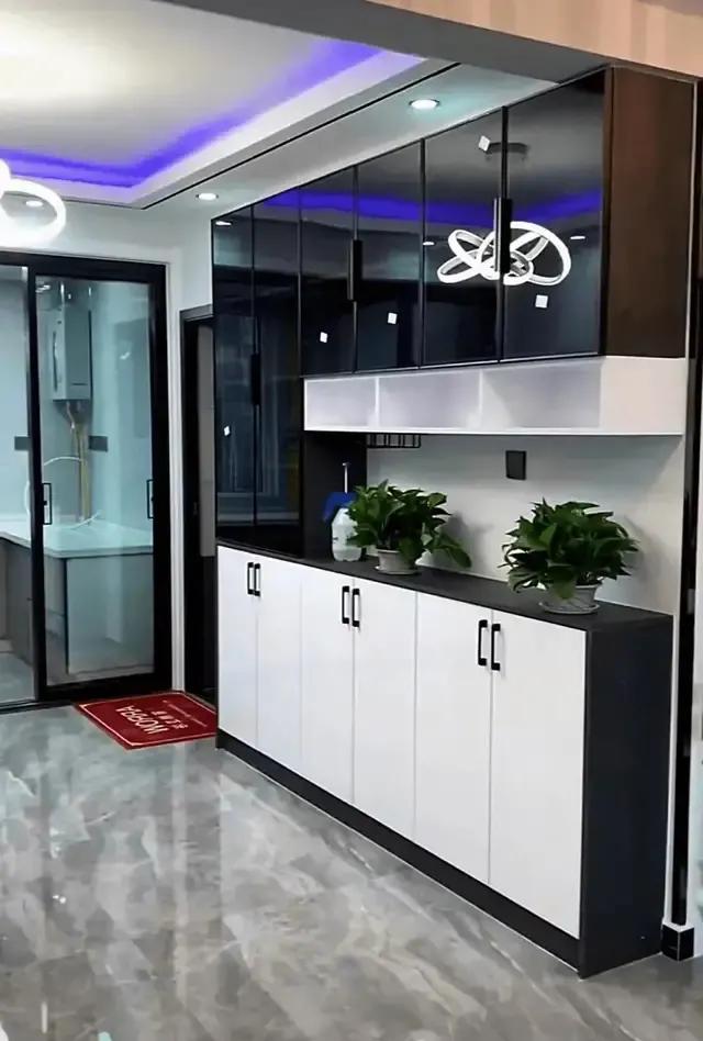 Practical adaptation to wine cabinets - iNEWS