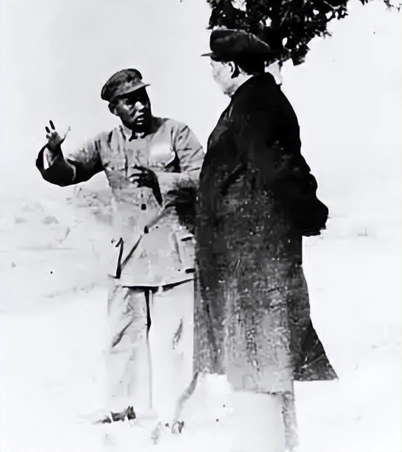 Why did Xu Shiyou dare to openly bring a gun against Mr. Deng? Geng ...