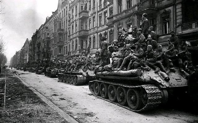 In September 1942, the Tiger tank appeared near Leningrad - iMedia