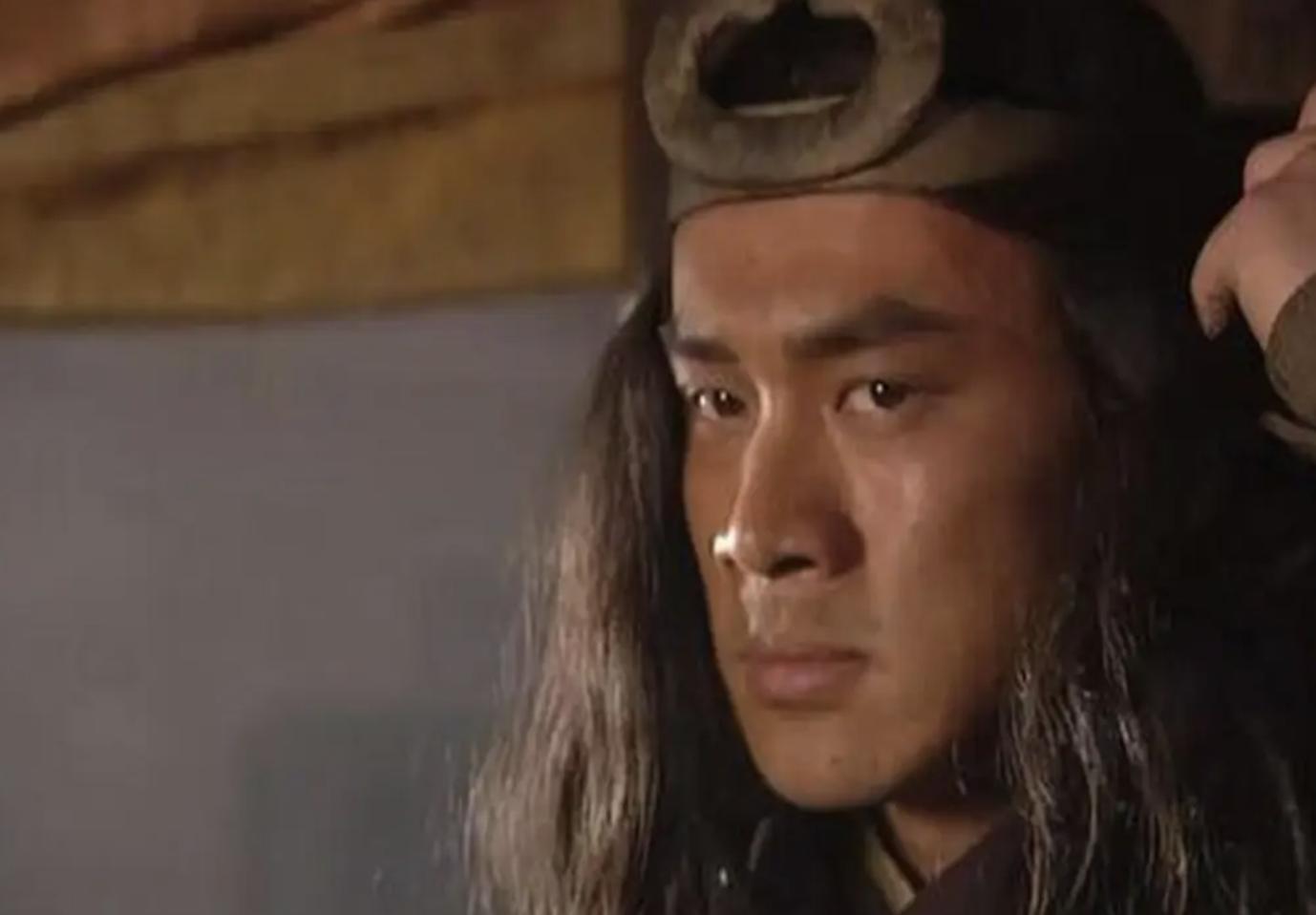 Famous actor Ding Haifeng: Without you, would I be where I am today ...