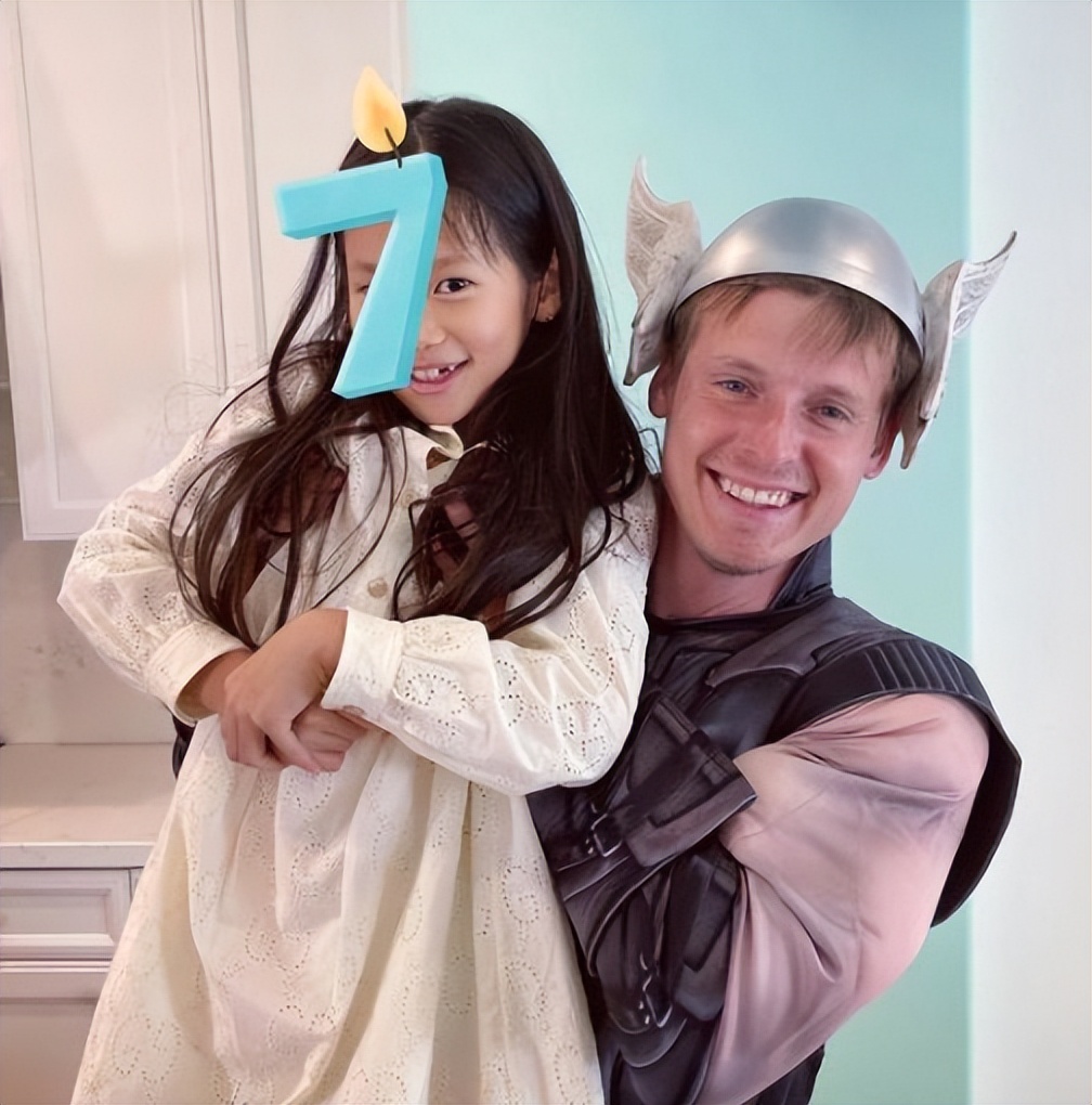 Chen Lu's dynamic: He has a good face and a good figure, and has made ...