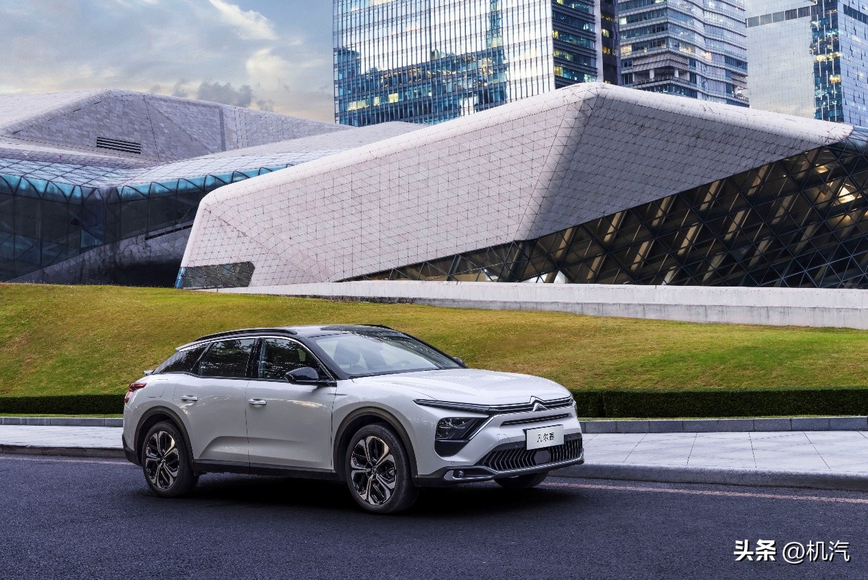 UK's "Best Large Family Car" award goes to Versailles C5 X - iNEWS