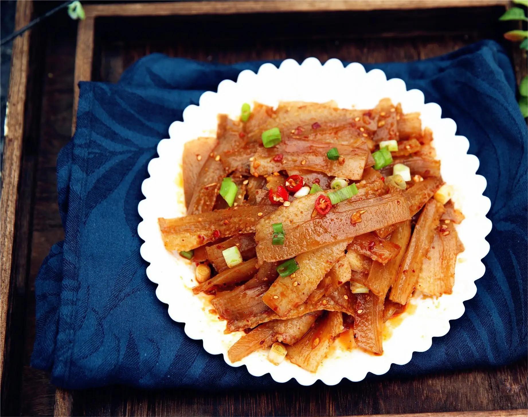 It turns out that the meat skin is more delicious in this way, and the ...