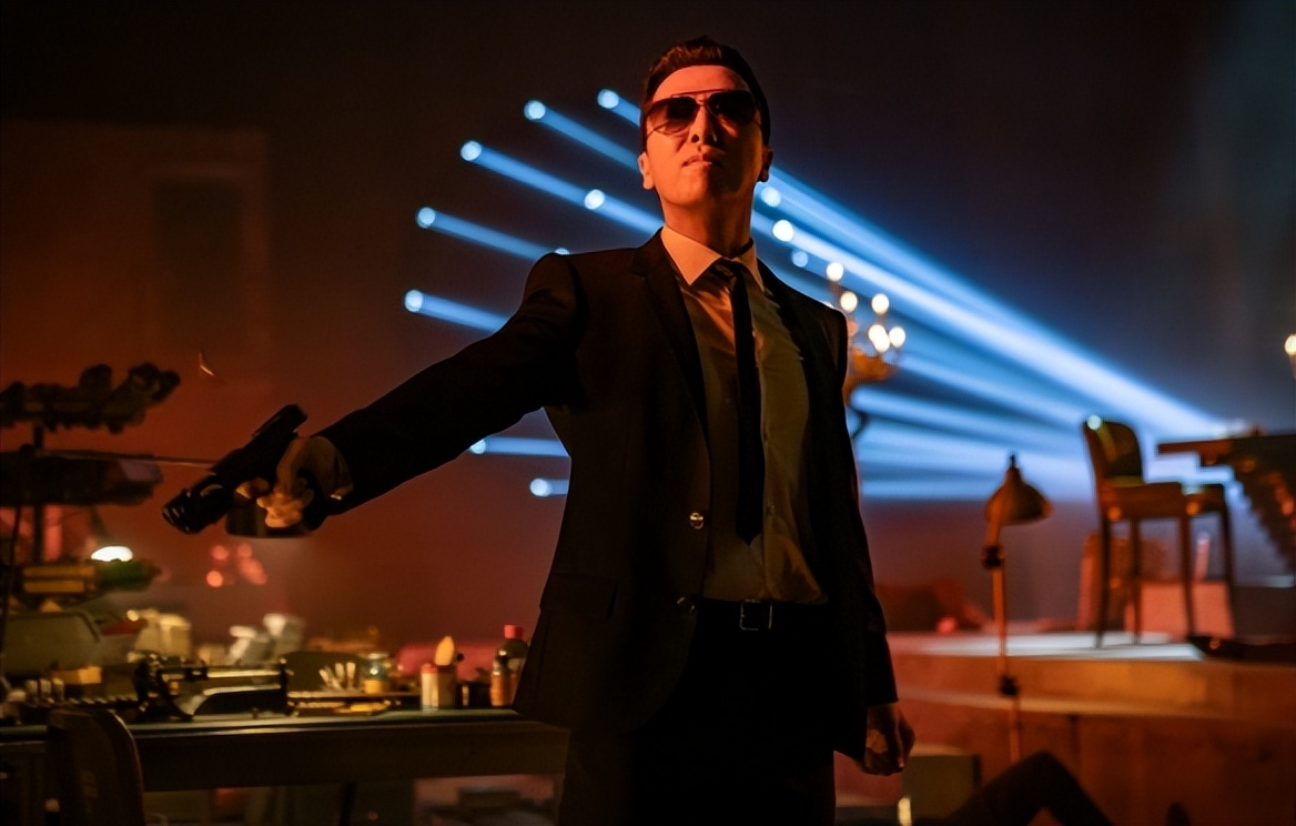 Donnie Yen and Keanu Reeves fight fiercely in "John Wick 4", the word ...