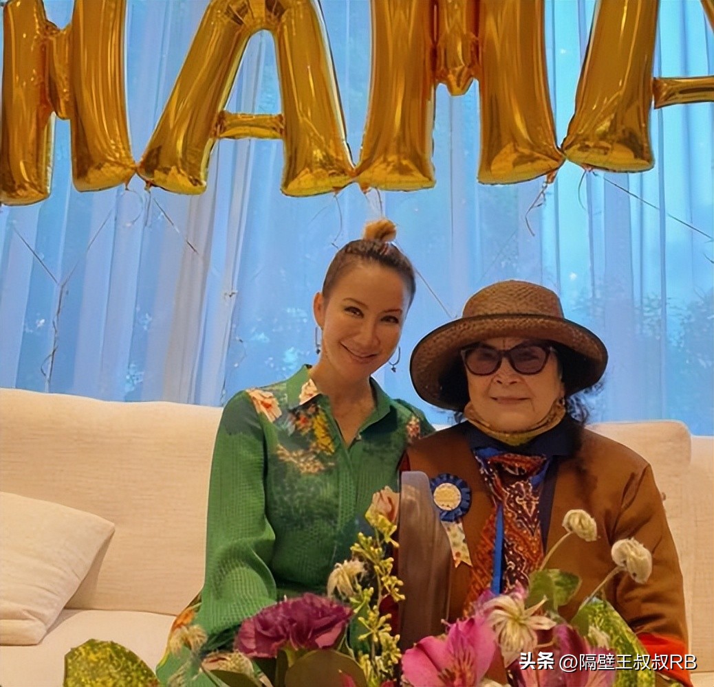 Seeing that Coco Lee left 900 million property to his old mother and ...