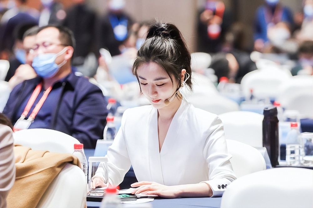 From the listing of Del Mar, see the changes of Wei Ya - iNEWS