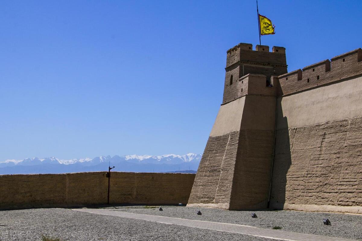 Board the Great Wall "No. 1 Station in the World" and listen to the ...