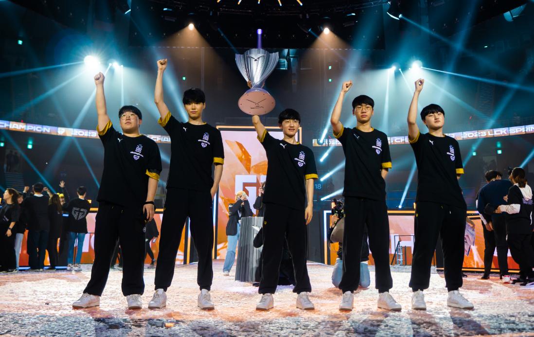 Newcomers to LPL and LCK! Compared with the data of Leave and Peyz, the ...