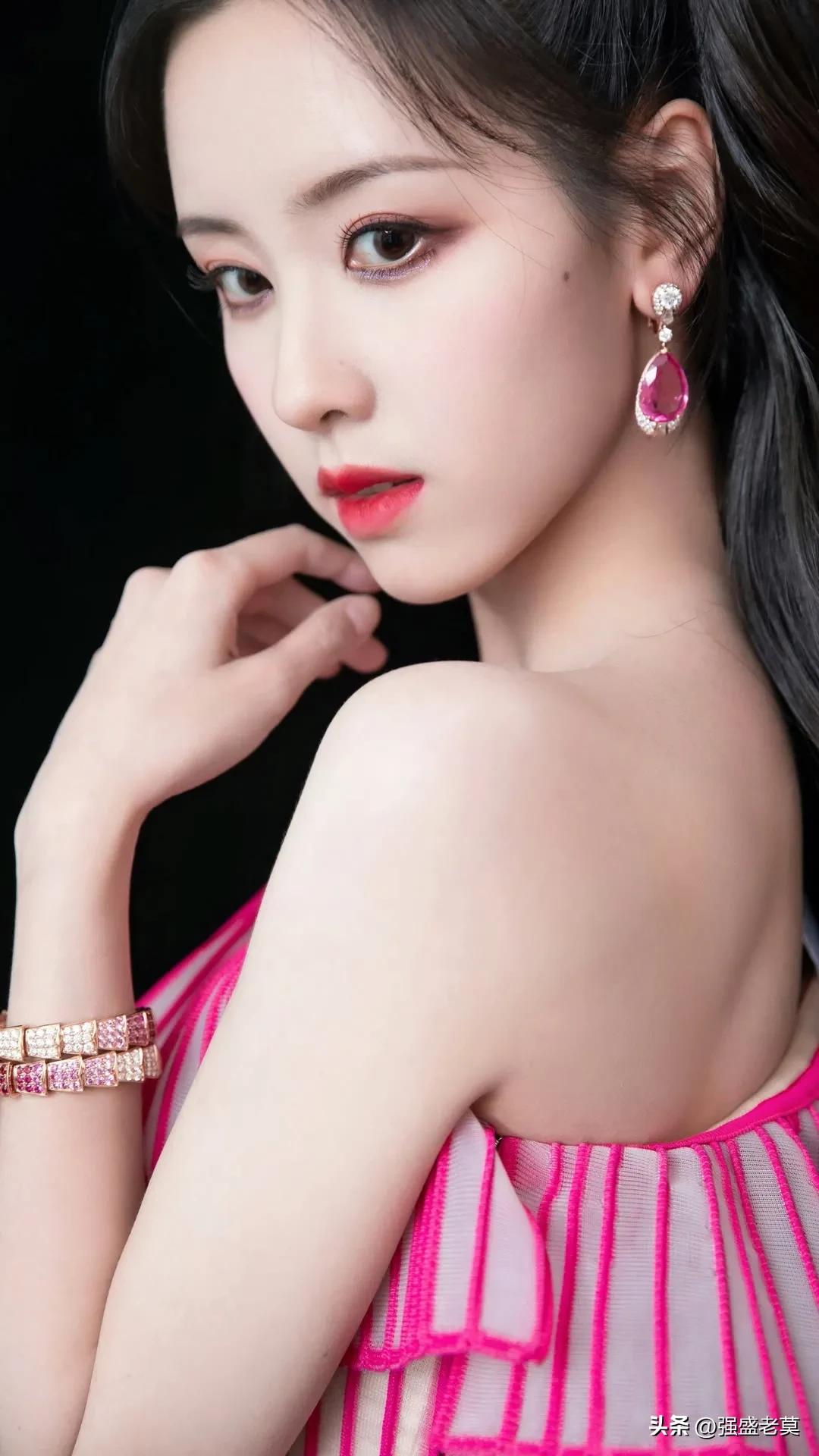 Chen Duling's amazing photo - iNEWS