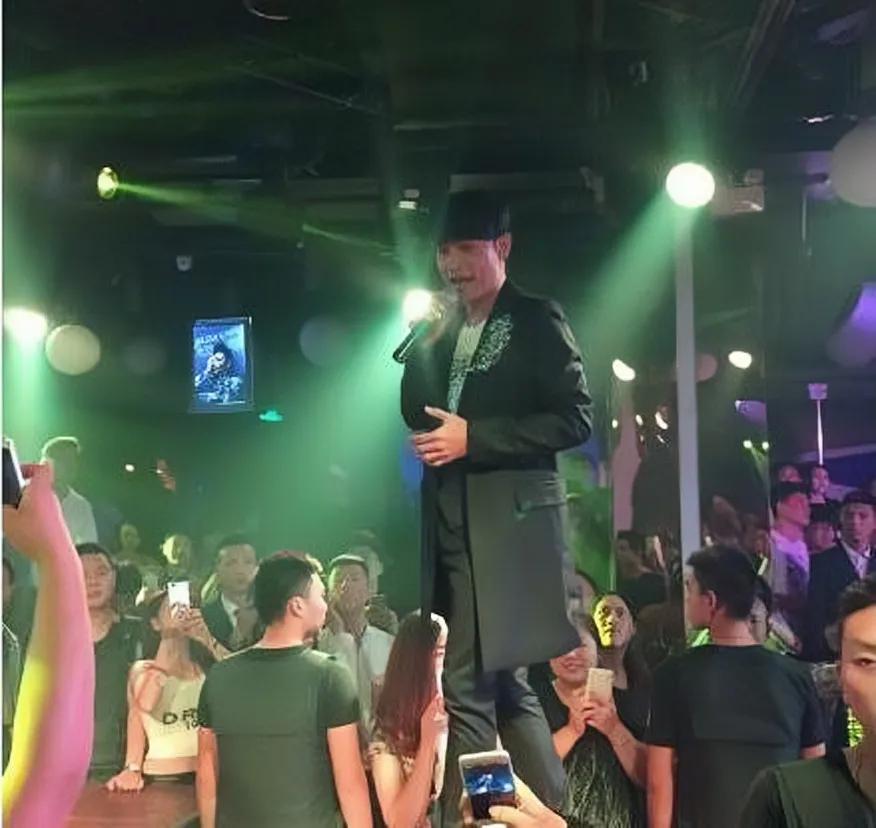 Actor Wen Song: With his "sissy" image, he became popular! Marry your ...