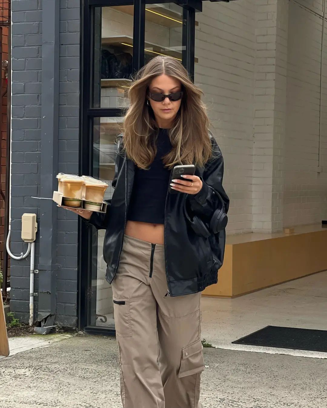 Jacket + overalls, perfect for different occasions in summer - iNEWS