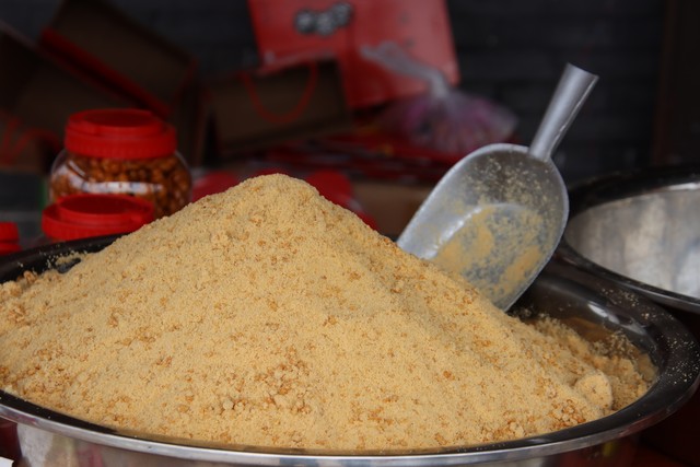 Traditional food: Yiwu brown sugar (mellow and moist, delicate taste ...