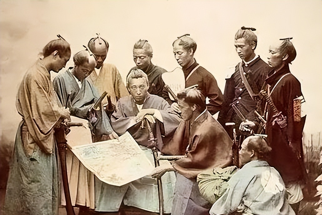 What kind of values did the division of gender roles in ancient Japan ...