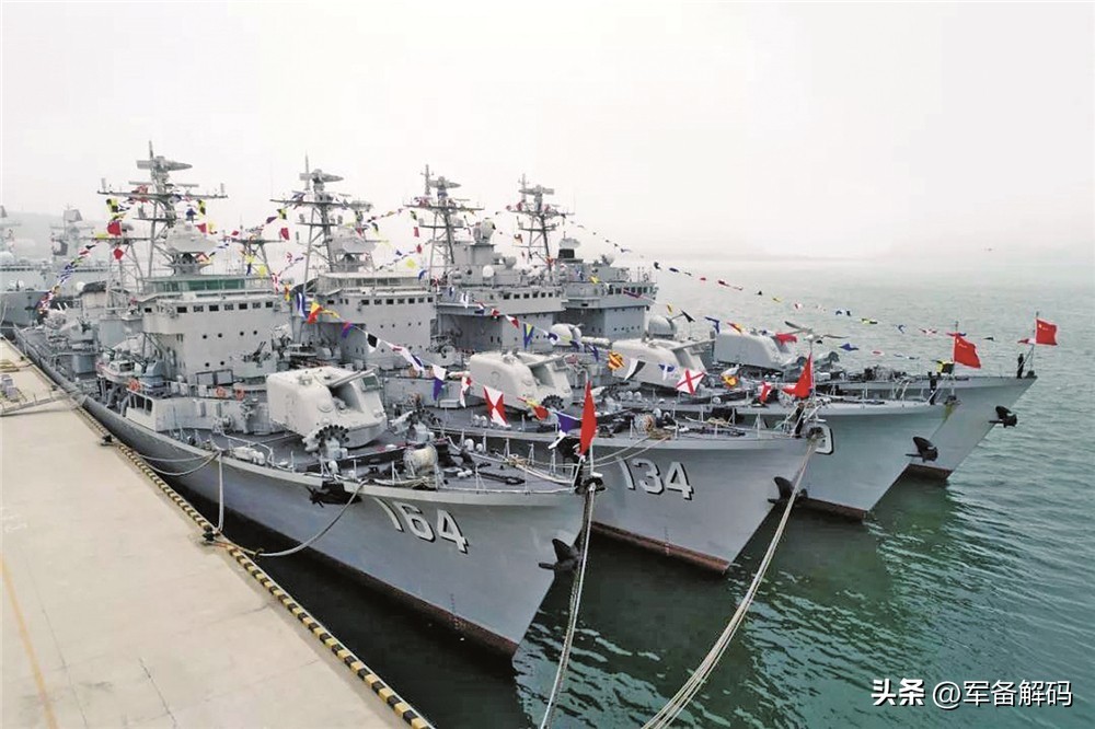 055, 052D, 054B have appeared! The tide of naval shipbuilding is reappearing, and a new ship of ...