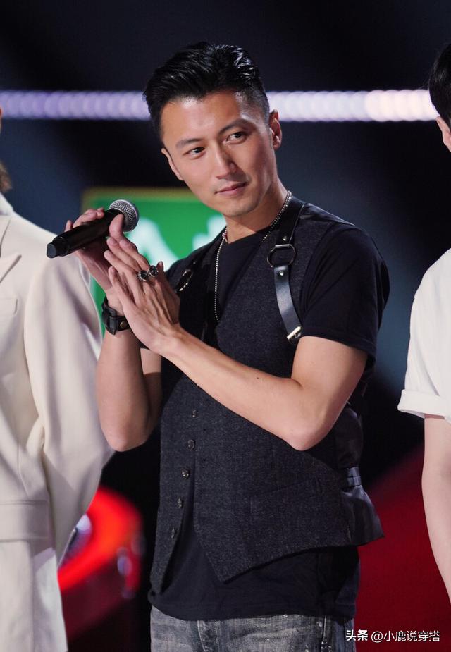 Nicholas Tse posted a family portrait! The 86-year-old father is more ...