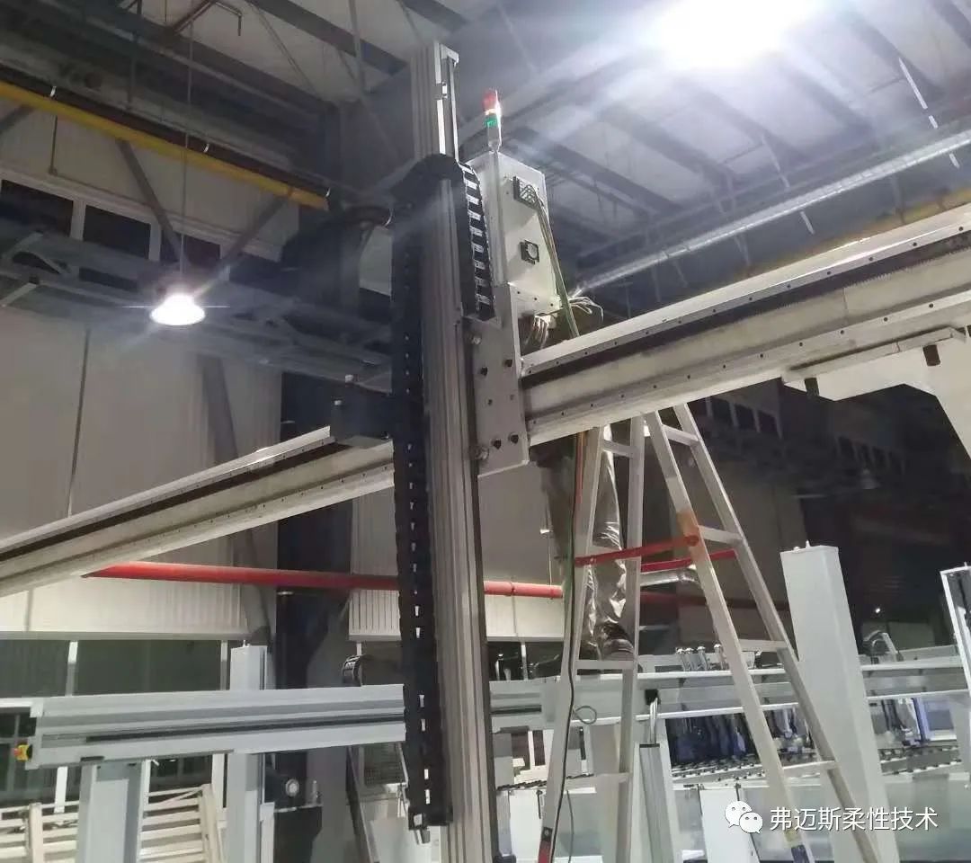 Automatic loading and unloading process of truss manipulator - iMedia