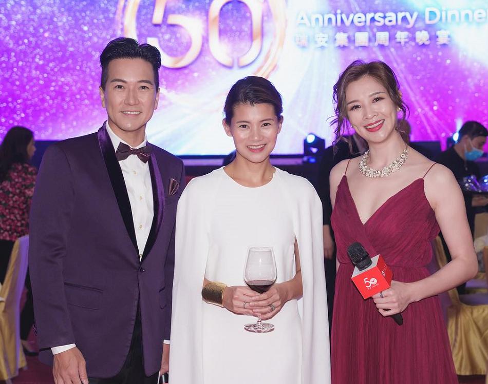 Zhu Lingling made a gorgeous appearance with her stepdaughter, showing ...