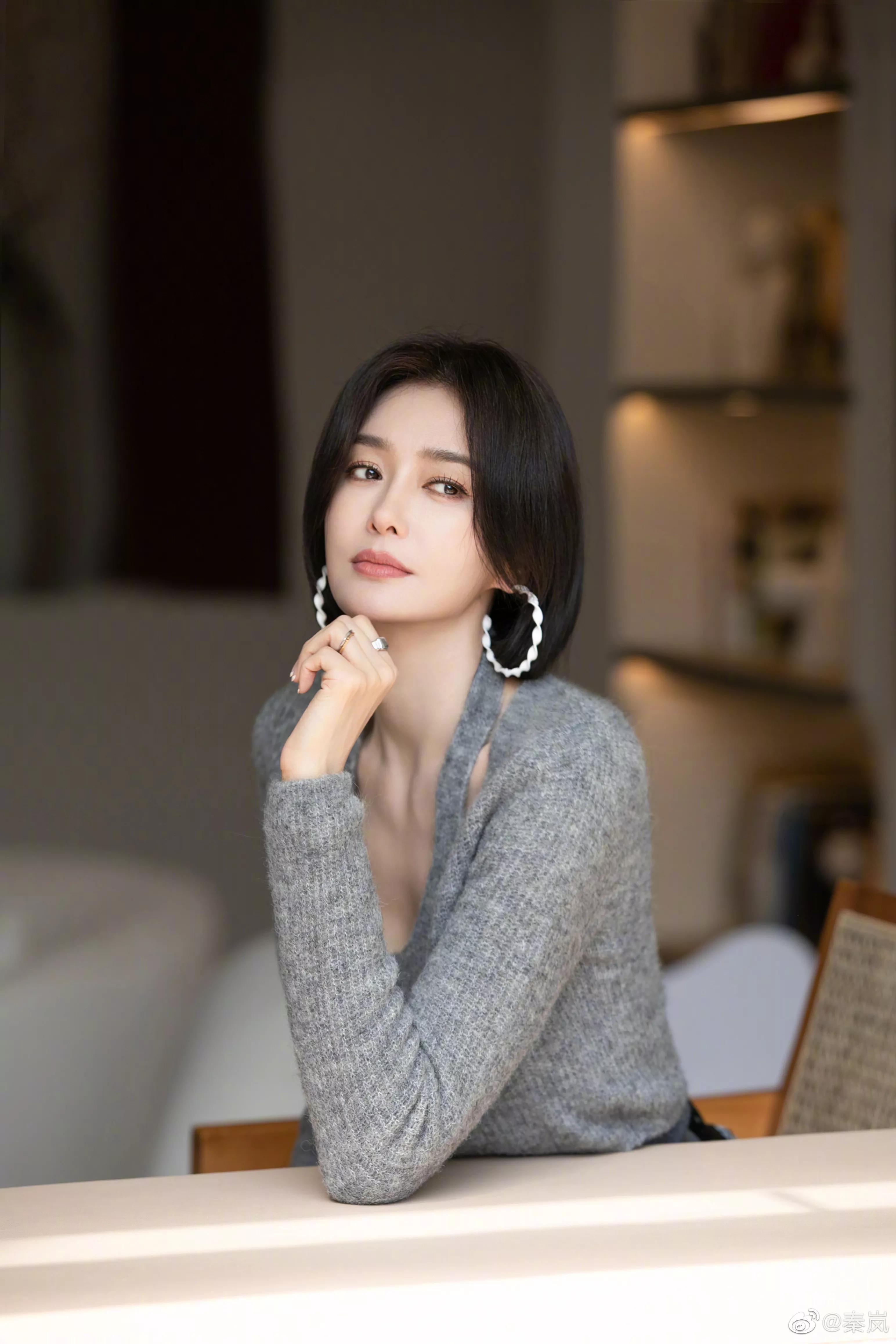 Qin Lan's photo is elegant, gentle and pleasant - iMedia