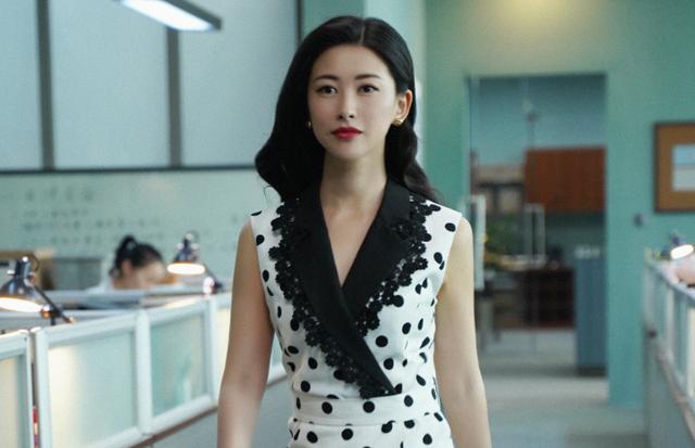 She is Zhu Zhu, she is very beautiful, her grandfather is great, she is ...