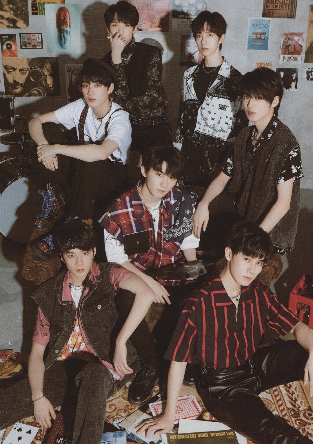 娛樂圈到底有多黑暗？時代少年團遭閉麥，選秀營造虛假人設 - 頭條匯