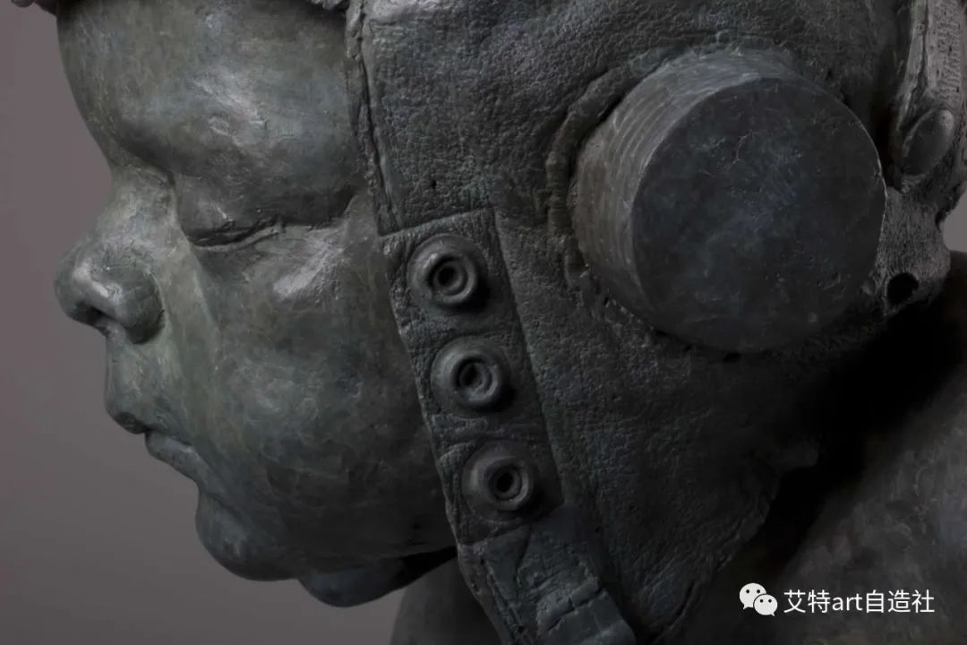 Sculptor George Triggs captures idiosyncrasies in life - iNEWS