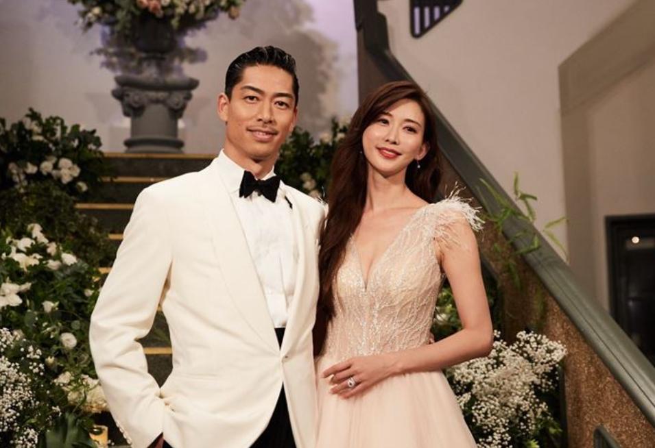 Lin Chiling celebrated her 4th wedding anniversary and went out to ...