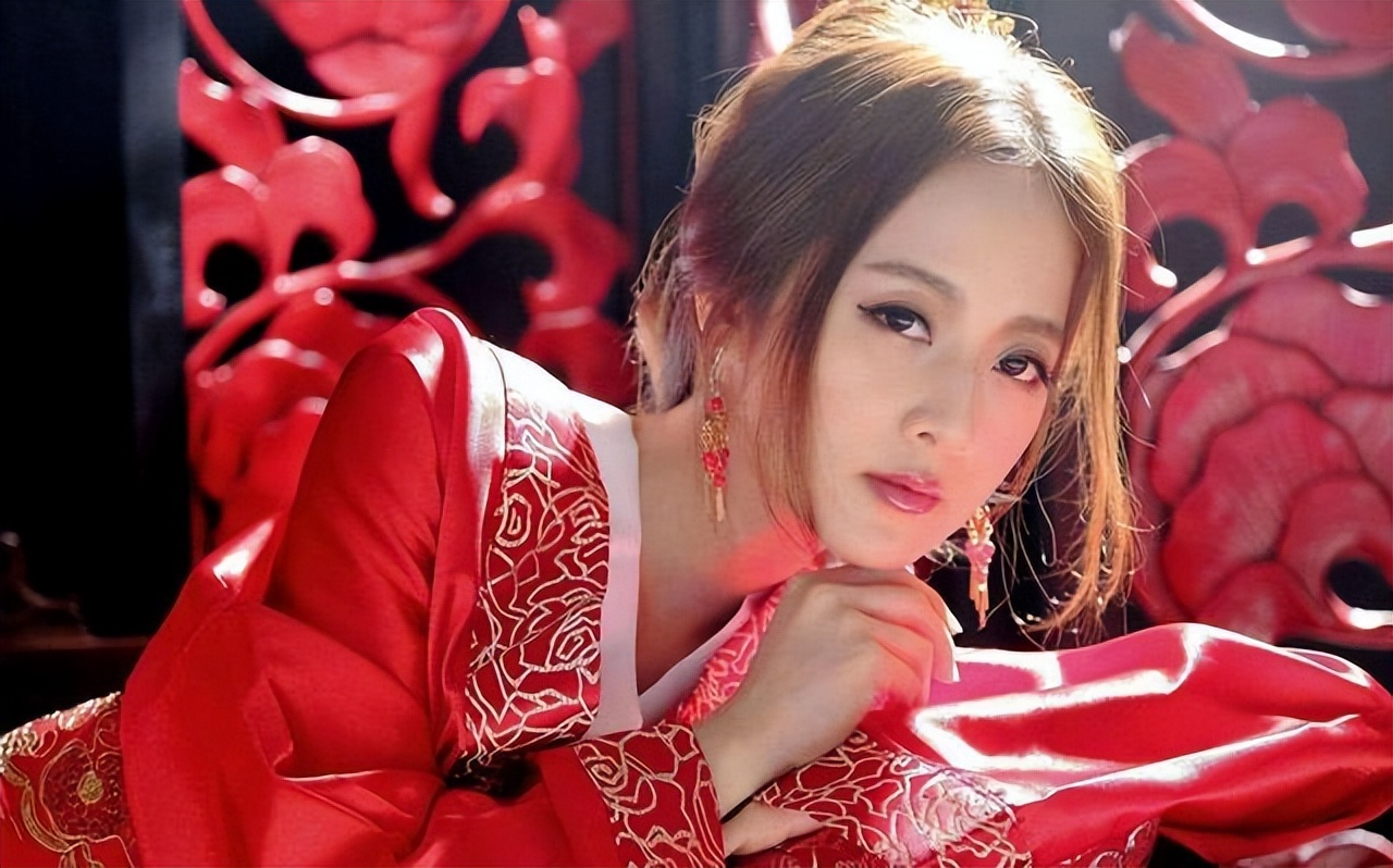 The young Zhu Yuanzhang fell in love with the widow and went to ask for ...