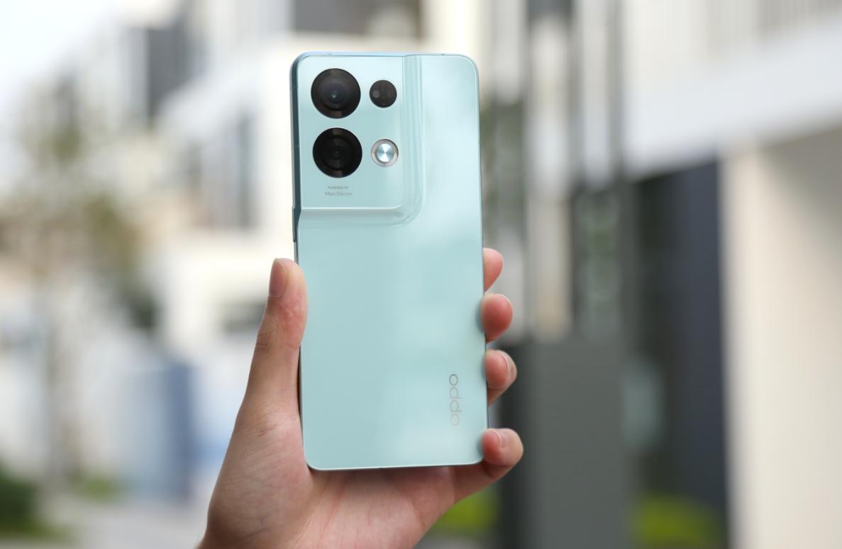 Ordinary people want to have a good photographing experience. In ...