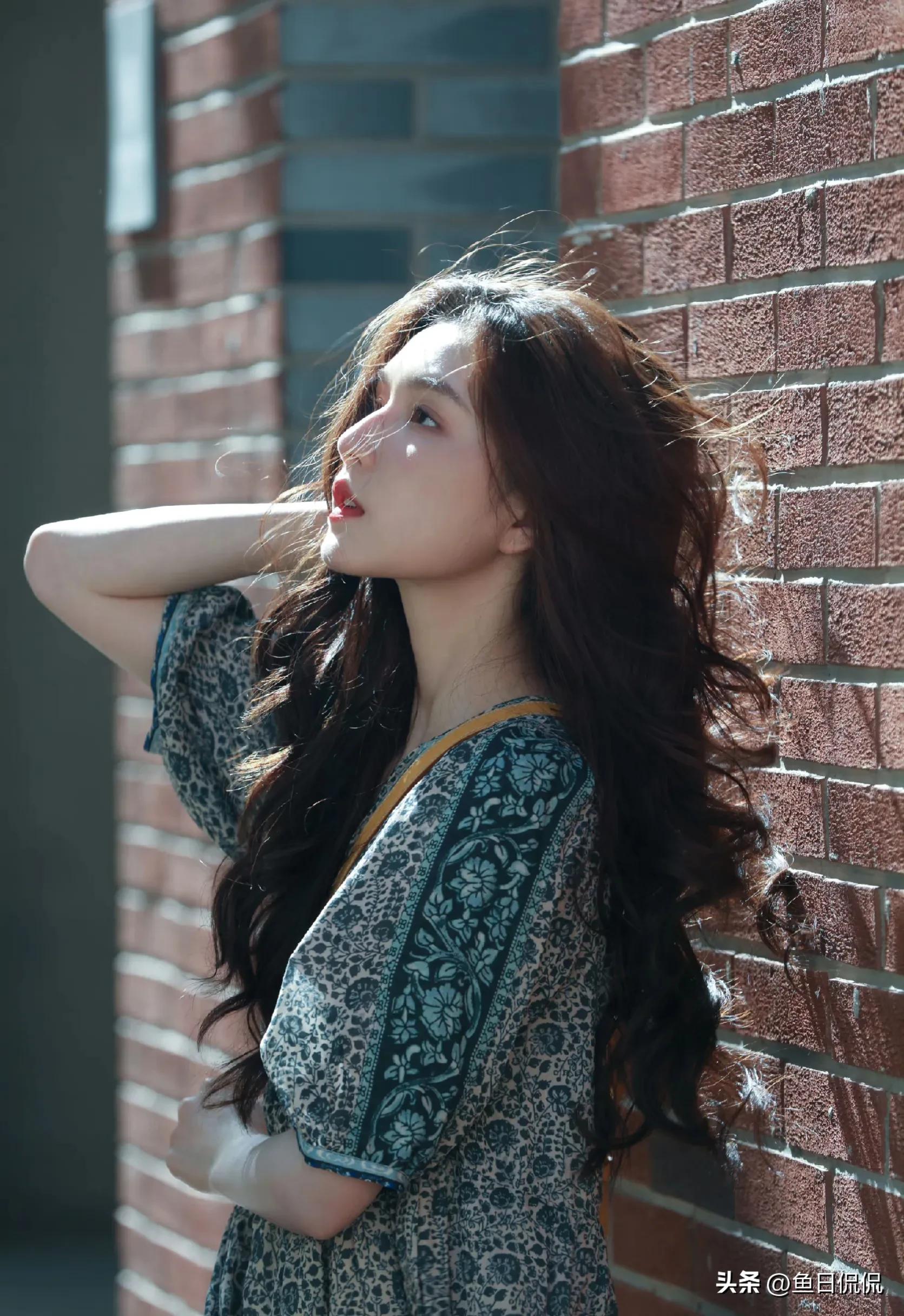 Actor Ruan Ju - iNEWS