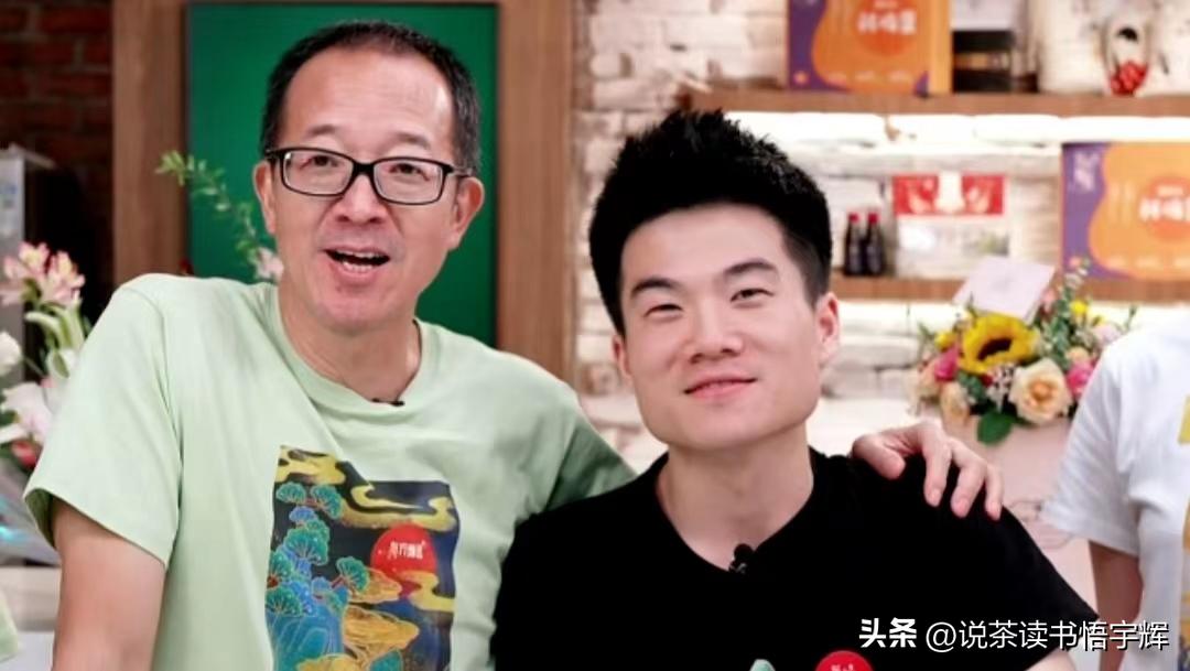 Among the guests interviewed by Dong Yuhui in a year, which one do you ...