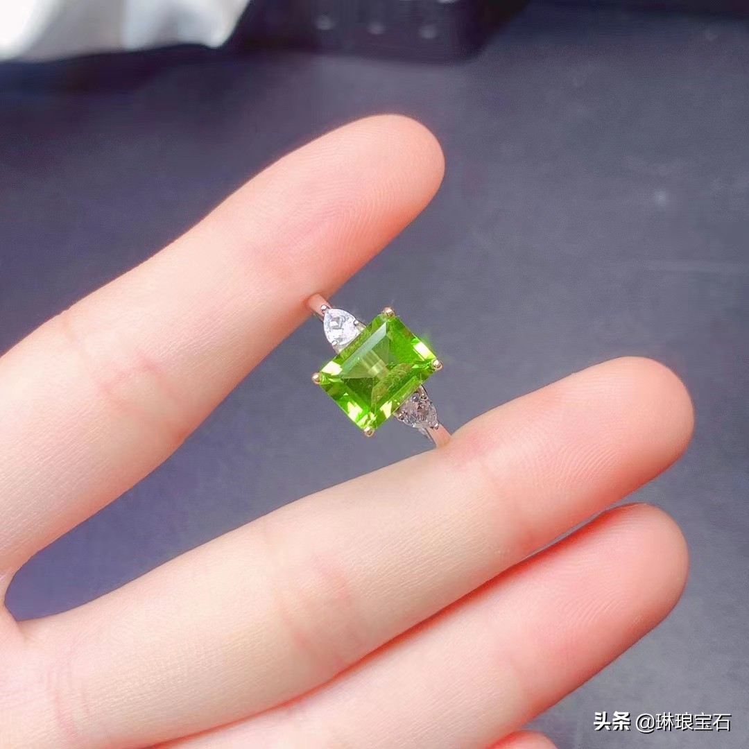 s925 silver inlaid natural small fresh peridot ring - iNEWS
