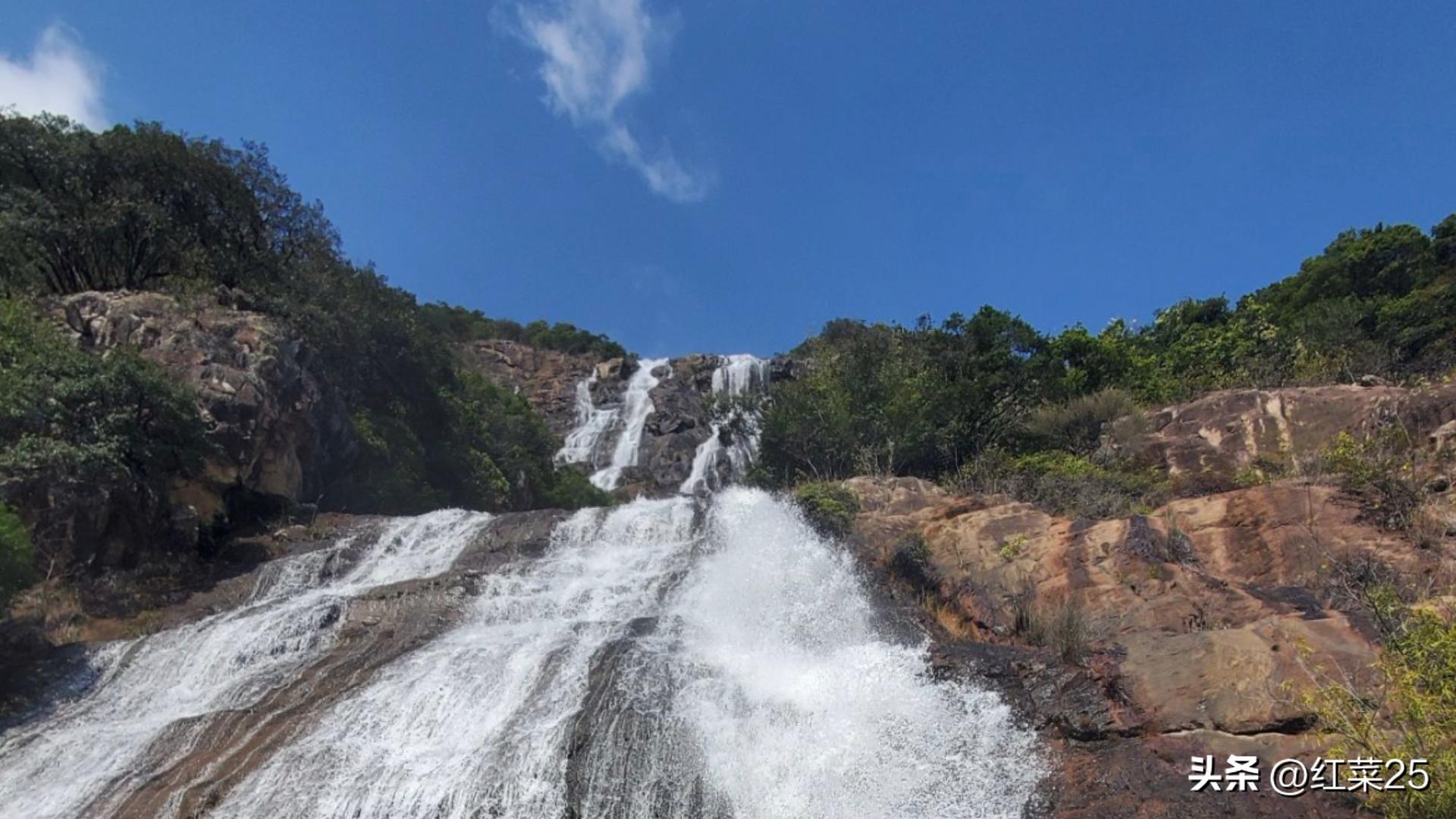 Guangzhou Zengcheng Baishuizhai Mountain Climbing and Waterfall Viewing ...